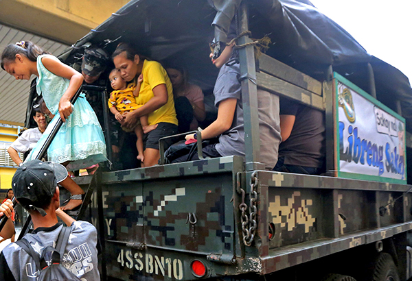 Thousands stranded by transport strike | Philstar.com