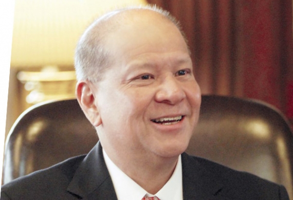 Ang to acquire Prieto stake in Inquirer, paper says | Philstar.com