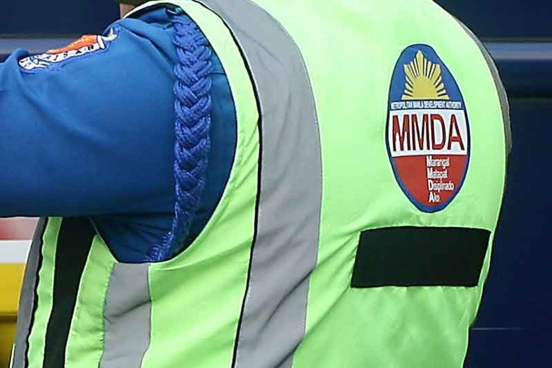 MMDA tutulong sa pagsasampa ng kaso vs 2 nilang dating tauhan ...