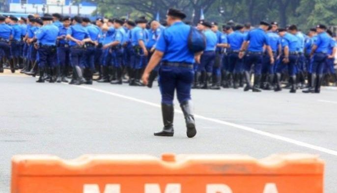 MMDA personnel - Tags | Philstar.com