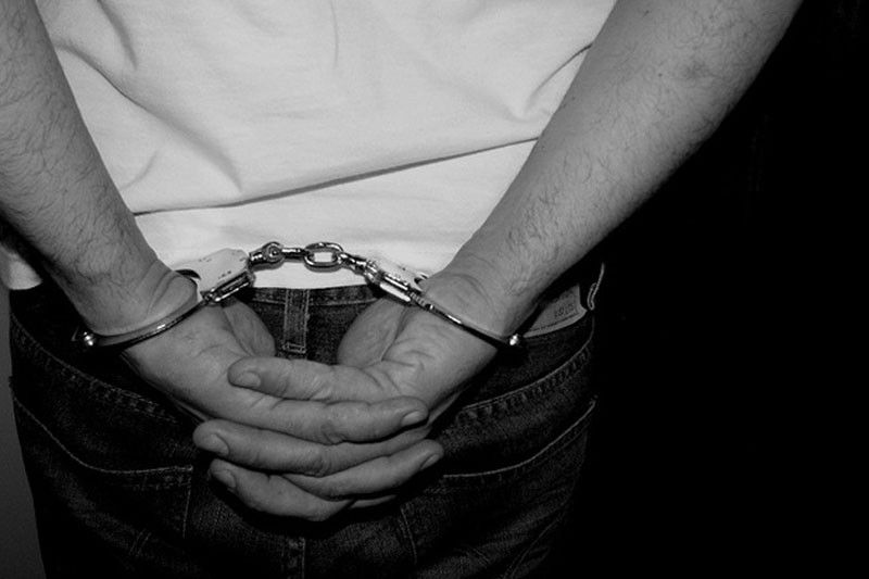 Driver huli sa P108K droga, baril sa checkpoint | Pilipino Star Ngayon