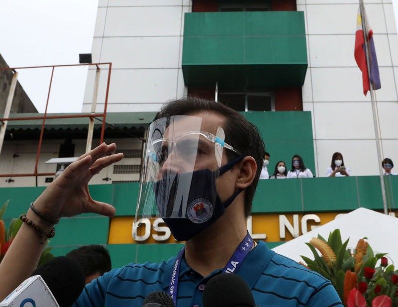 Isko opens Manila’s first walk-in testing facility | Philstar.com