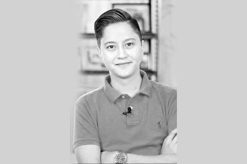 Anyare kaya... Cong. Sandro, itinangging girlfriend ang sexy star na si ...