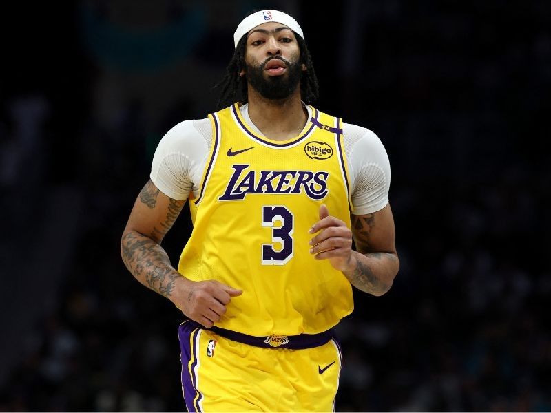 Davis bids farewell to Los Angeles Lakers, ready for 'next chapter ...