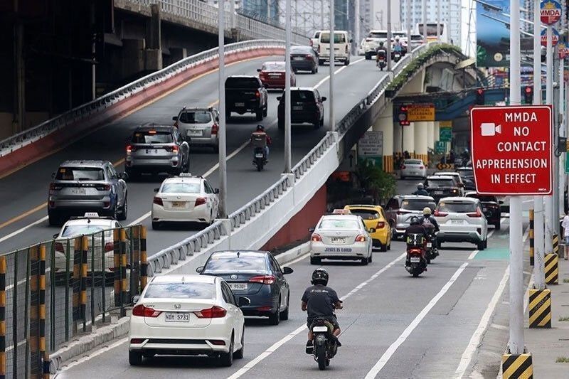 Bridging gaps: Communicating EDSA rehab | Philstar.com