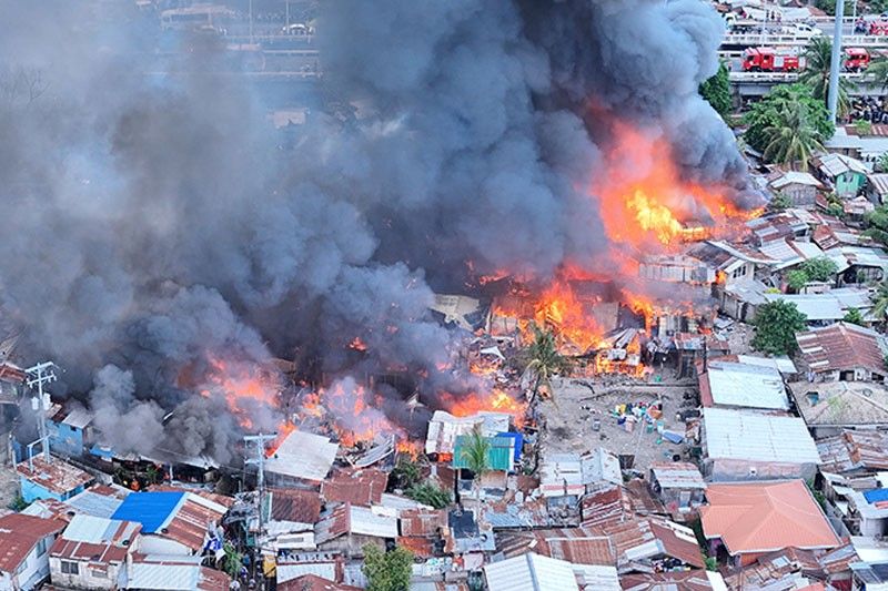 Massive fire razes 100 homes in Talisay City | The Freeman