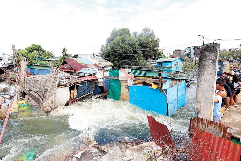 30 Navotas families evacuated | Philstar.com