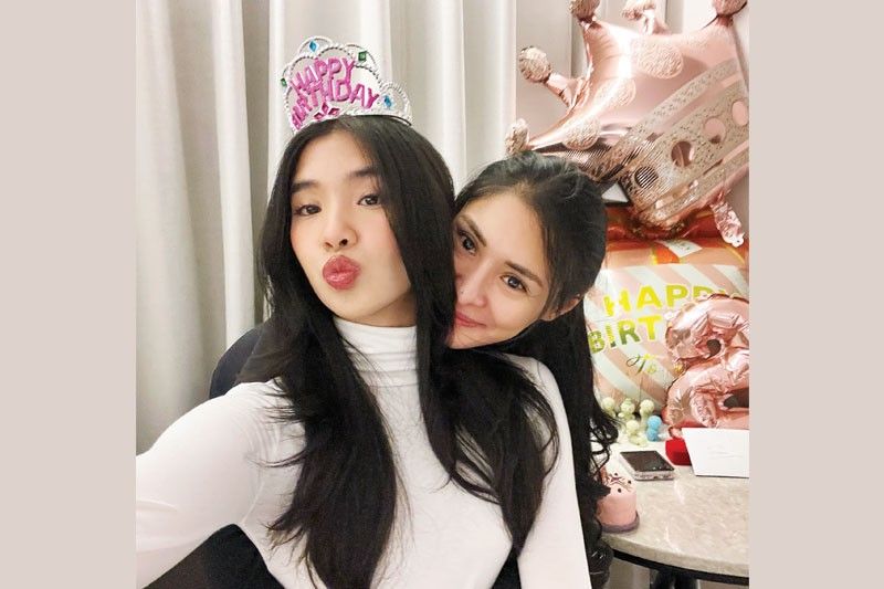 Carla Laforteza on being proud mom to KATSEYE’s Sophia | Philstar.com