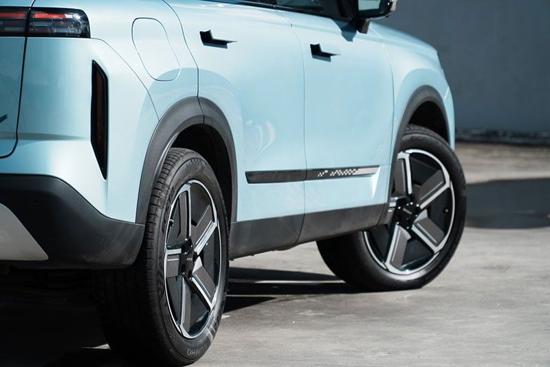 We’re in for a smart hybrid revolution with the Jaecoo J7 SHS: It’s ...