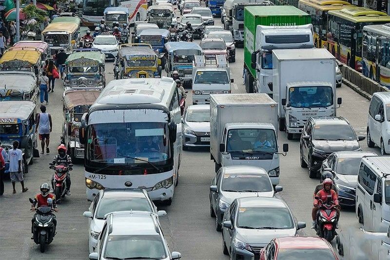 EDSA busway traffic enforcer shot dead | Philstar.com