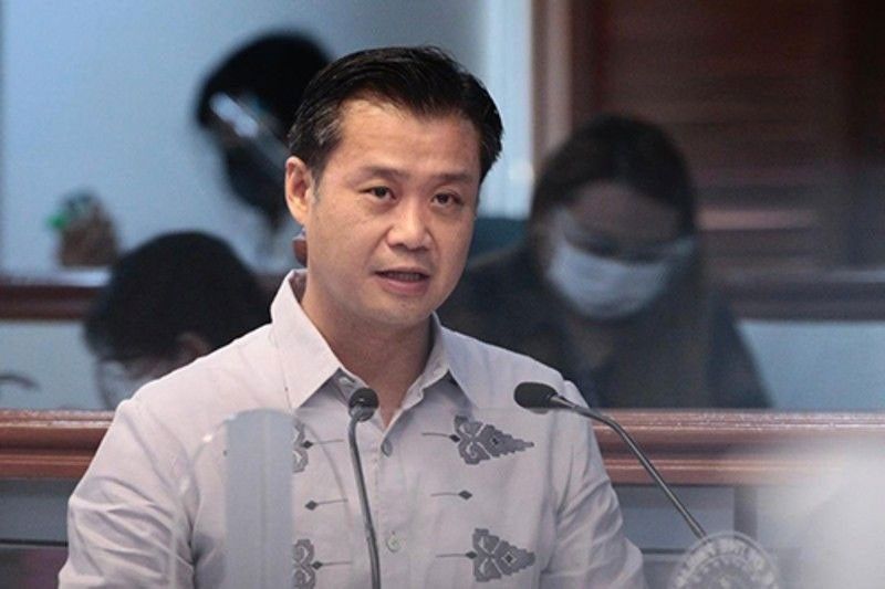 Gatchalian to Bonoan: Go on leave | Philstar.com