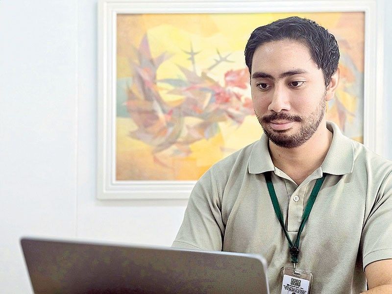 How Joshua Sison is turning a new page for Booksale | Philstar.com