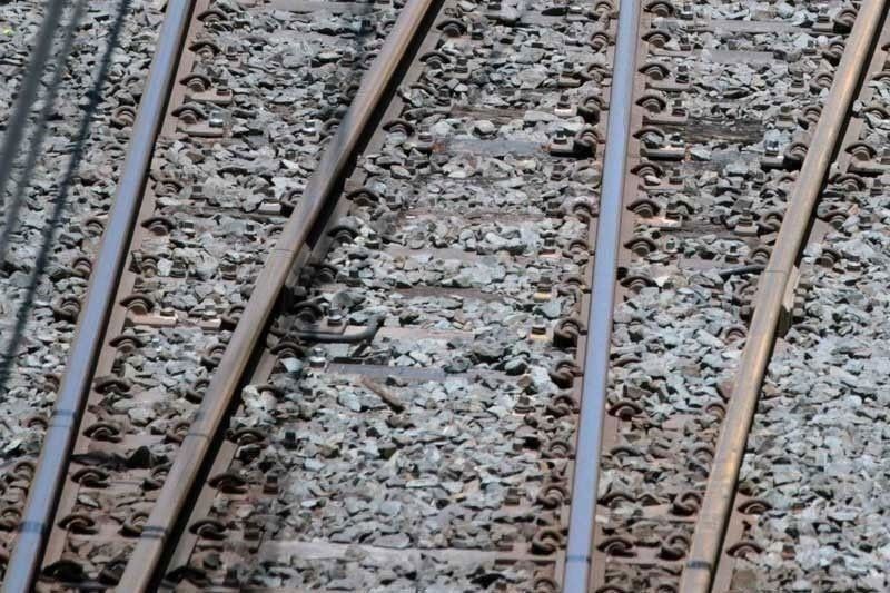 Uwan cripples PNR bridge in Albay | Philstar.com