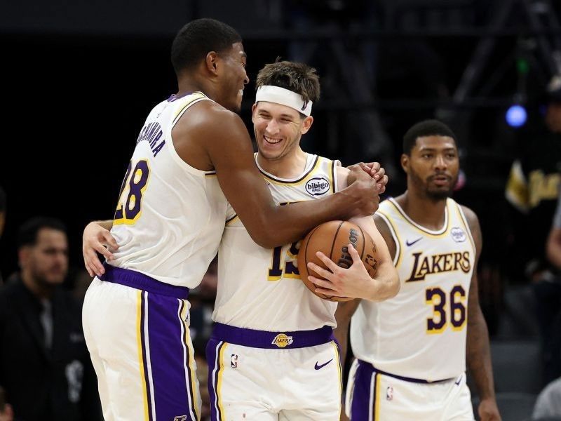 Reaves’ calf injury adds to Lakers woes | Philstar.com