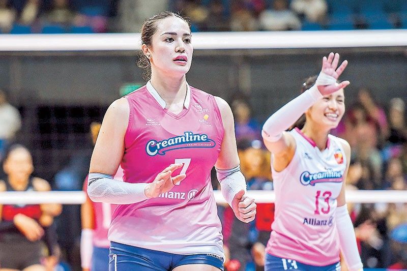 Creamline takes 2nd shot at Top Four | Philstar.com