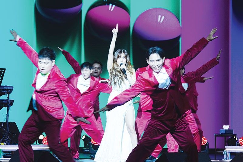 After 20 years, Nina proves she can still ignite the stage | Philstar.com