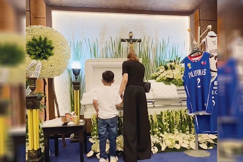Claudine, dinamayan ang pamilya ni Rene! | Pilipino Star Ngayon